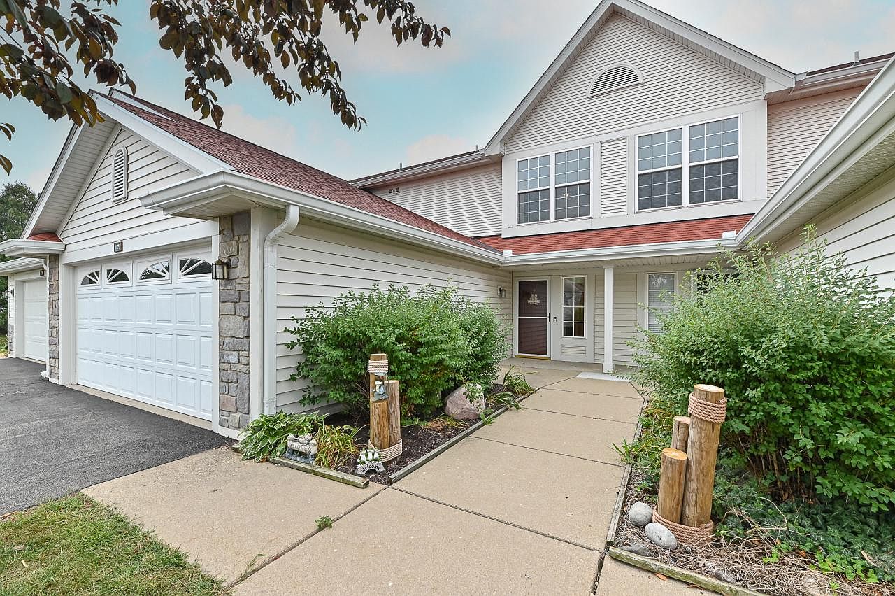 2171 Jefferson LANE, Delavan, WI 53115 | MLS #1849678 | Zillow