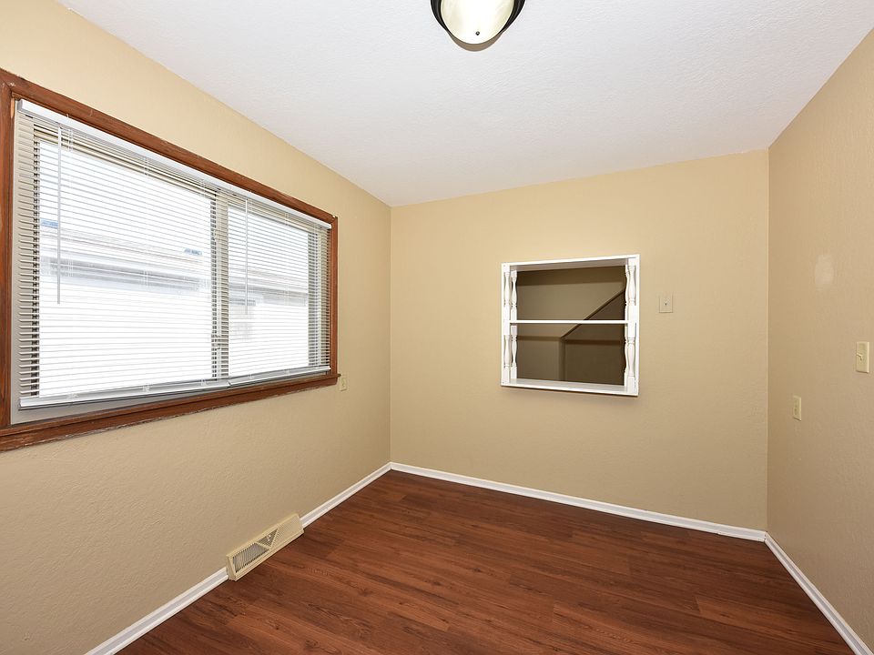 Villard Ave - 8129-31 W - 8129-31 W Villard Ave Milwaukee WI | Zillow