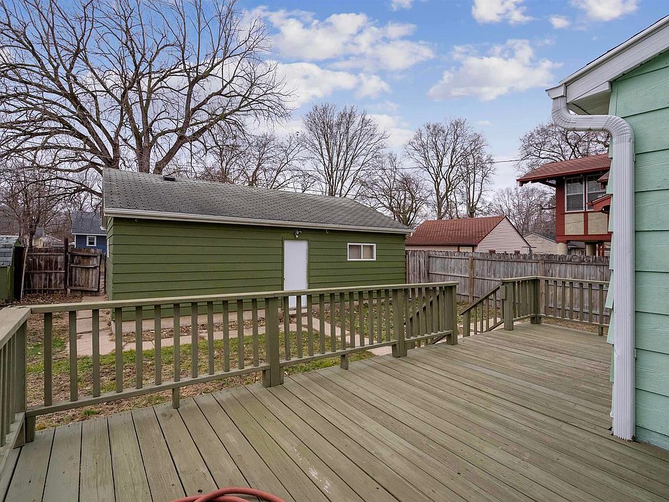 1317 Logan Ave, Waterloo, IA 50703 | Zillow