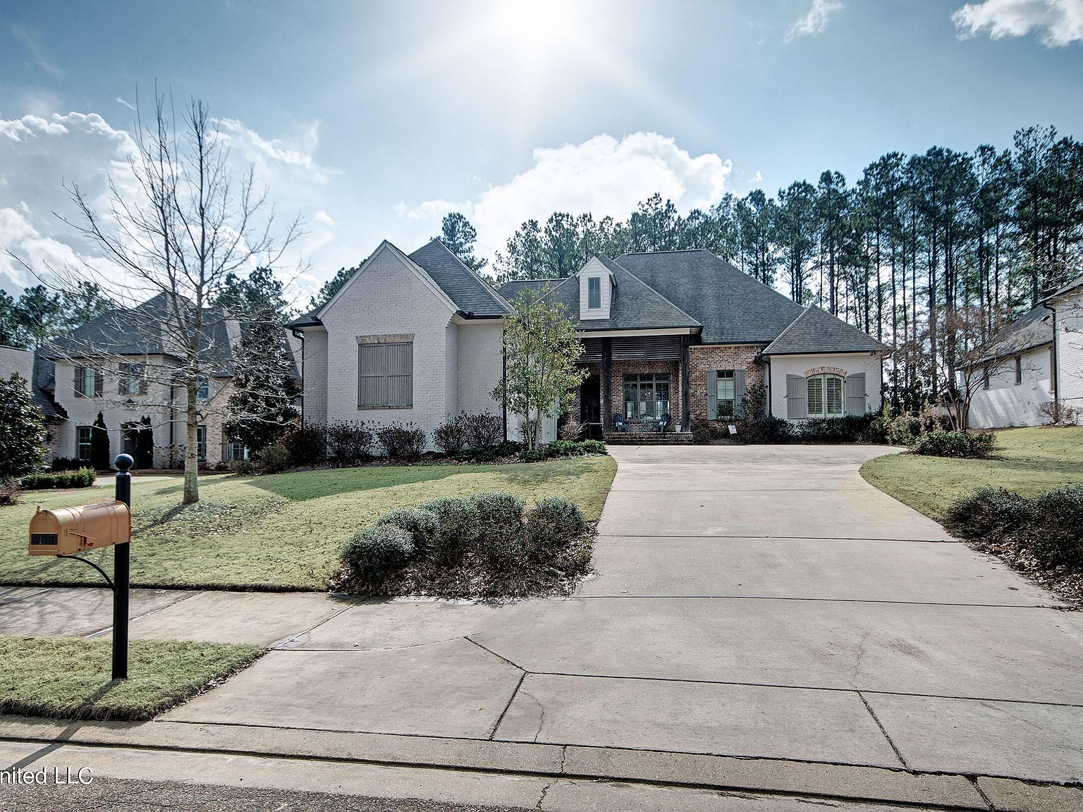 288 Lake Village Dr, Madison, MS 39110 | Zillow