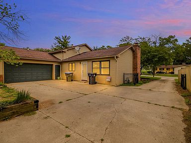 54 Fairlane Dr, Warsaw, IN 46580 | Zillow