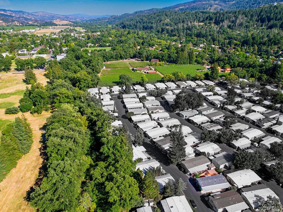 2412 Foothill Blvd Calistoga CA | Zillow