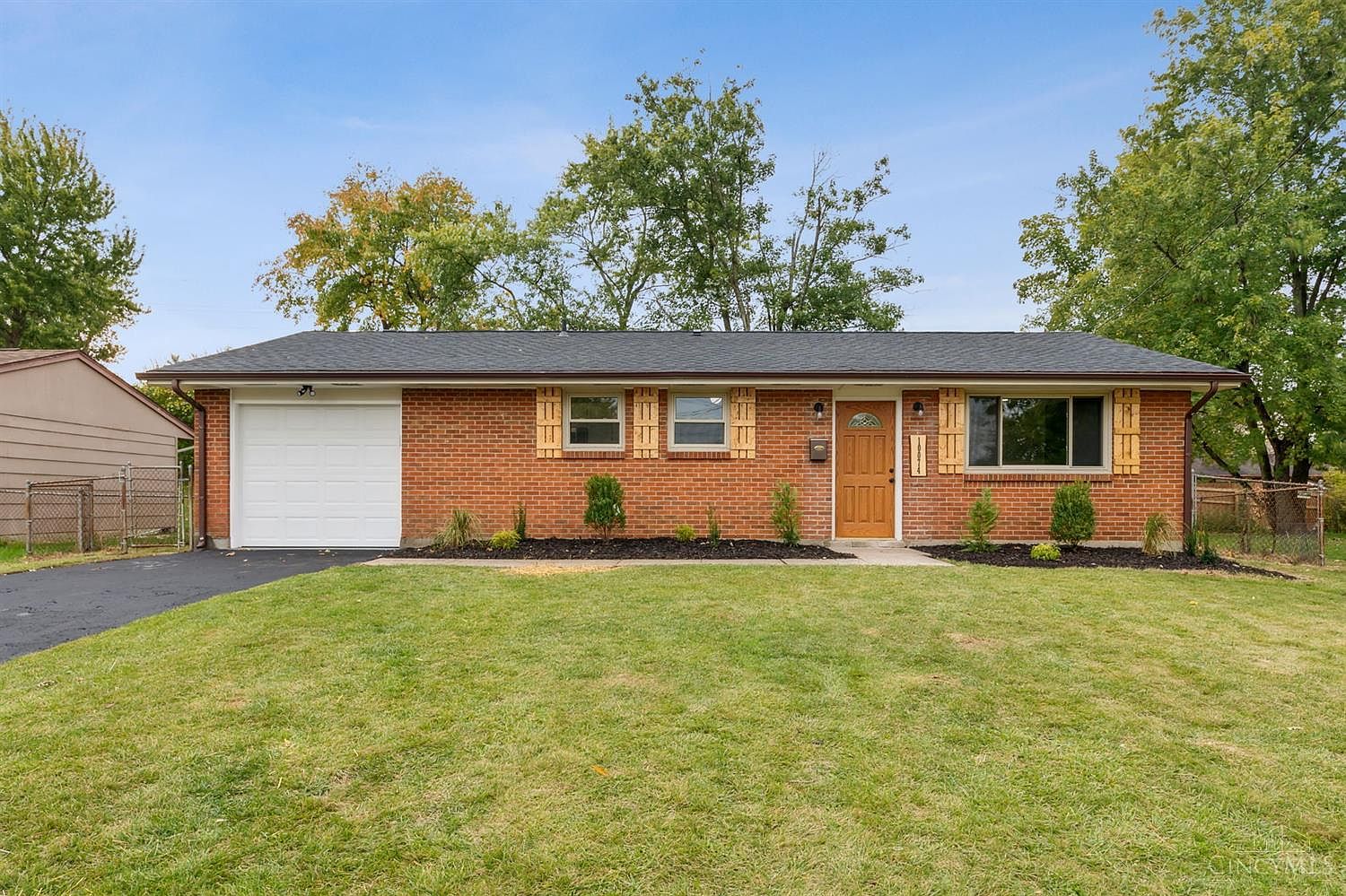10074 Windswept Ln, Cincinnati, OH 45251 | Zillow