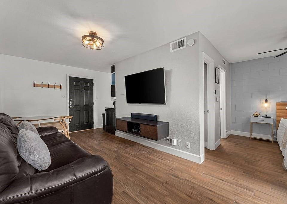 2020 South Congress Avenue - 2020 S Congress Ave Austin TX | Zillow