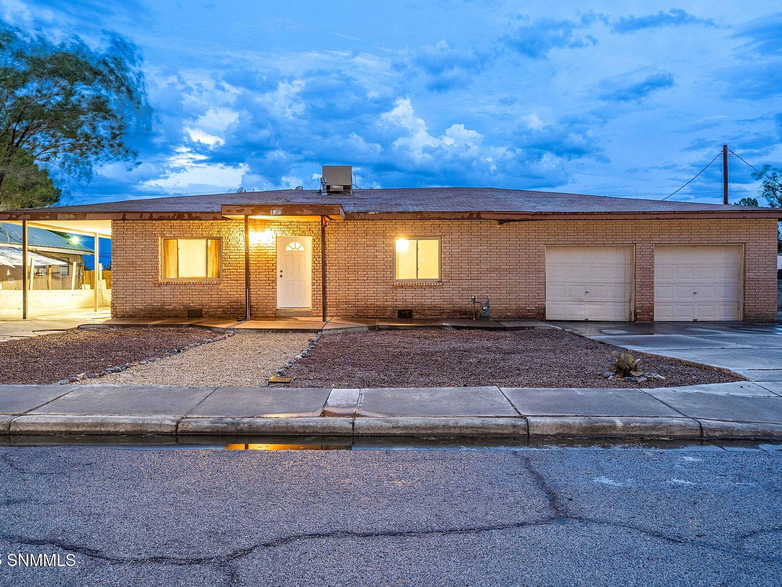 1255 W Hall Ave, Las Cruces, NM 88005 | MLS #2502289 | Zillow