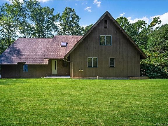 162 Lake Ridge Hts, Middletown, CT 06457 | MLS #170597452 | Zillow