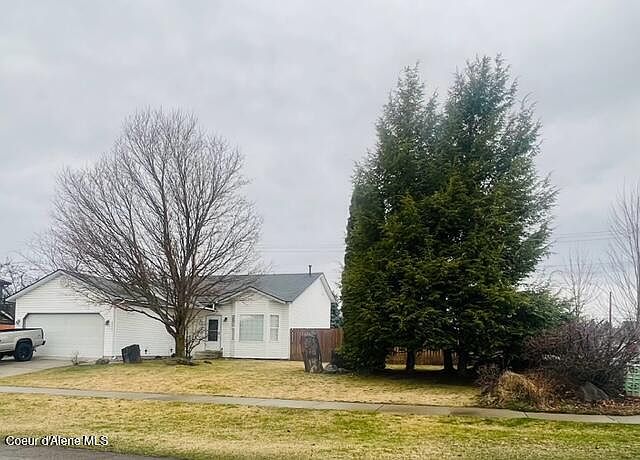 8225 N Coopers Hawk Dr, Hayden Lake, ID 83835 | Zillow