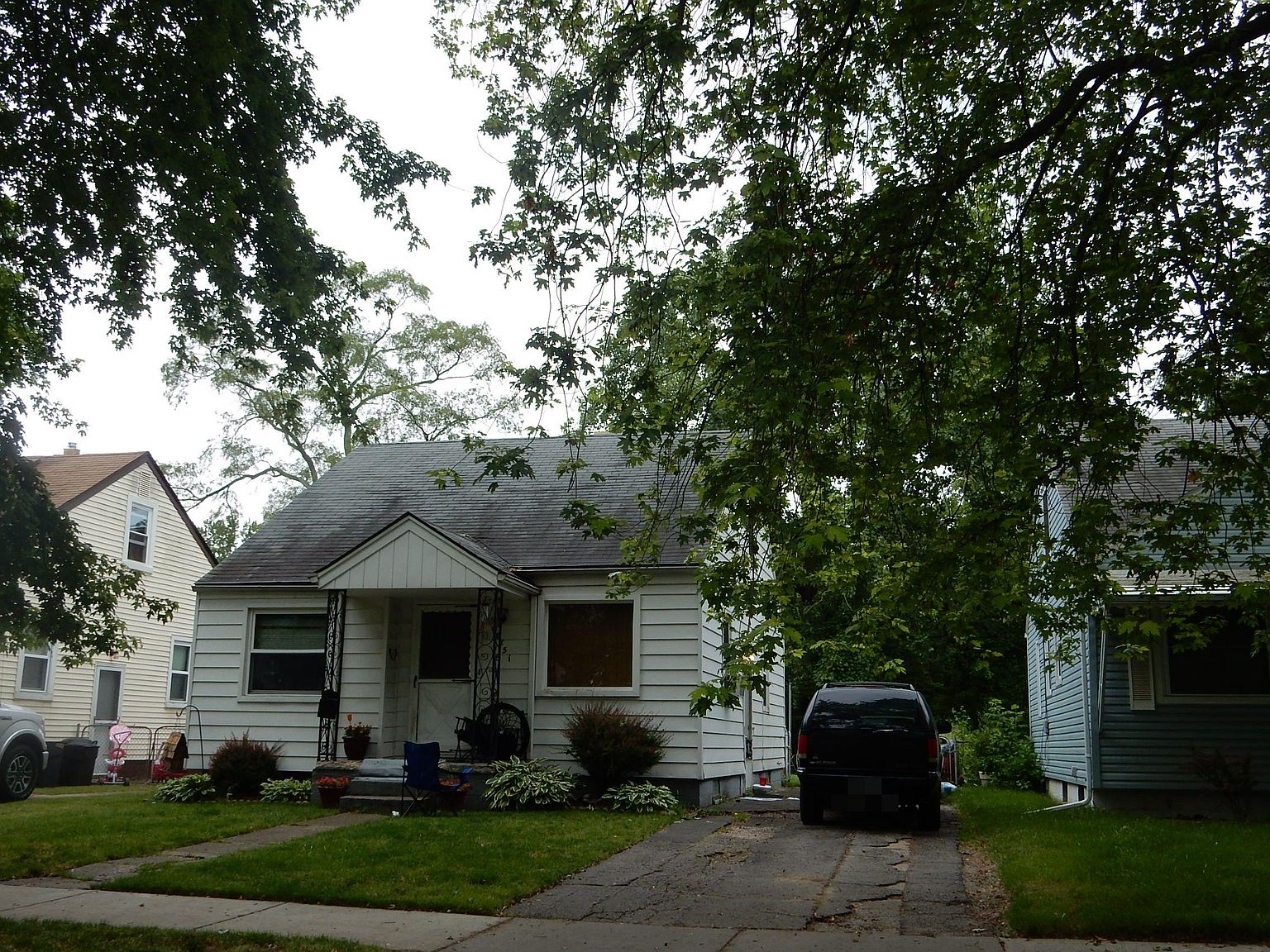 18851 Garfield, Redford, MI 48240 | Zillow