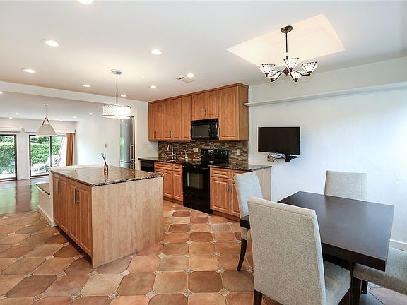 75 Southgate Circle UNIT 75, Massapequa Park, NY 11762 | MLS #3556718 ...