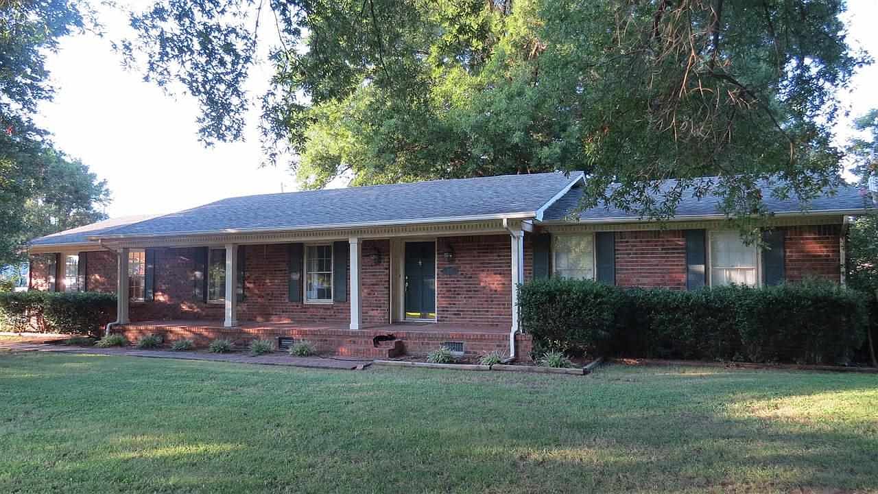 607 Liberty St, Marked Tree, AR 72365 | Zillow
