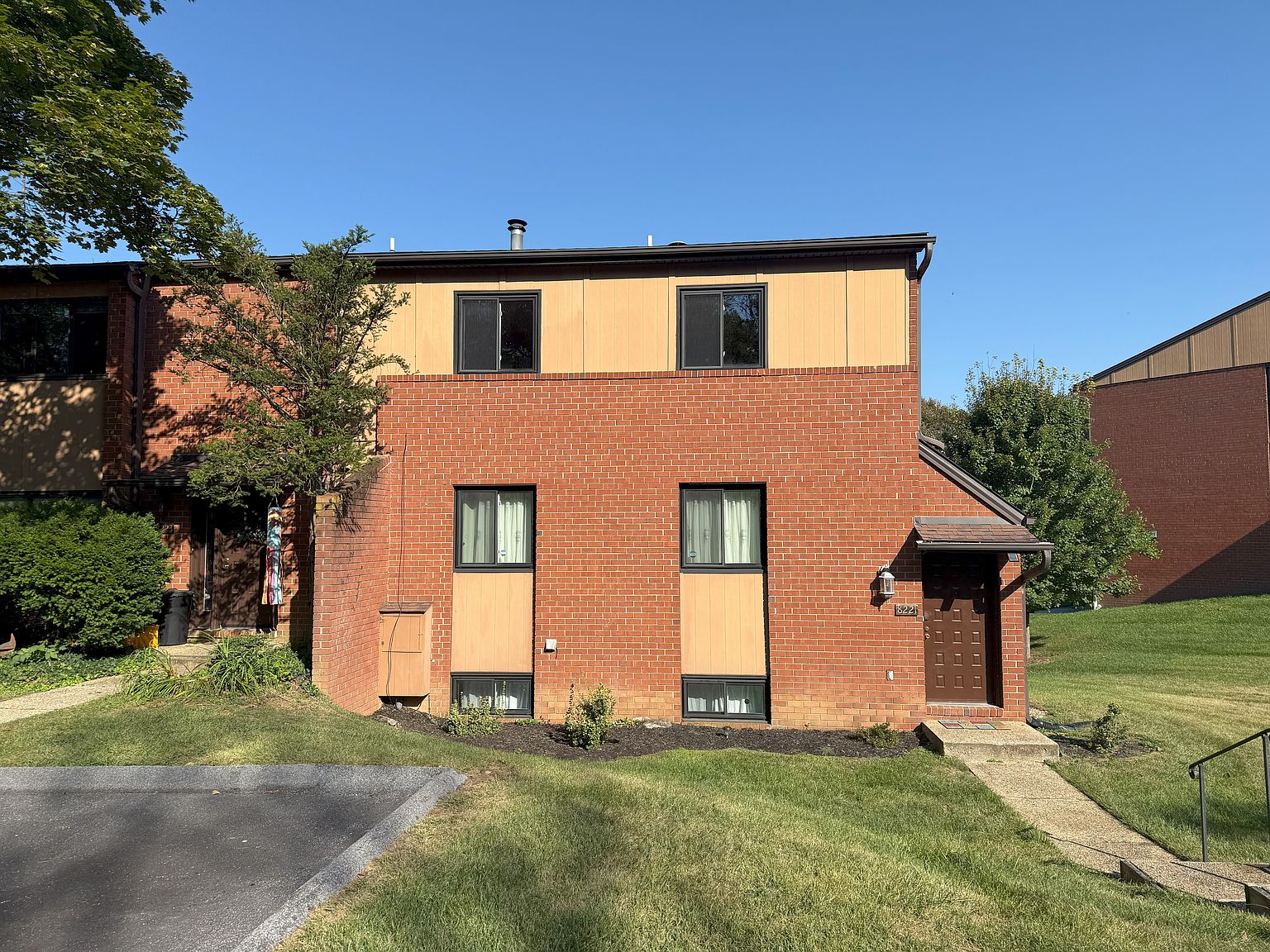 8221 Ruxton Crossing Ct, Towson, MD 21204 | Zillow
