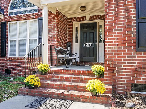 5452 Clairmont Ln, North Charleston, SC 29420 | Zillow