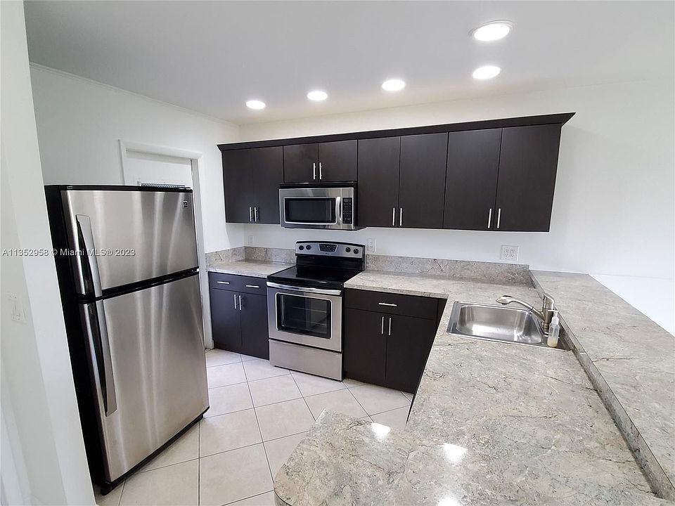 560 SE 2nd Ave APT H23, Deerfield Beach, FL 33441 | Zillow