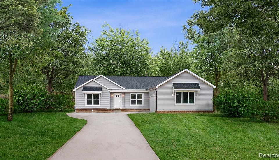 3673 Crooks Rd, Rochester Hills, MI 48309 | MLS #20240085431 | Zillow