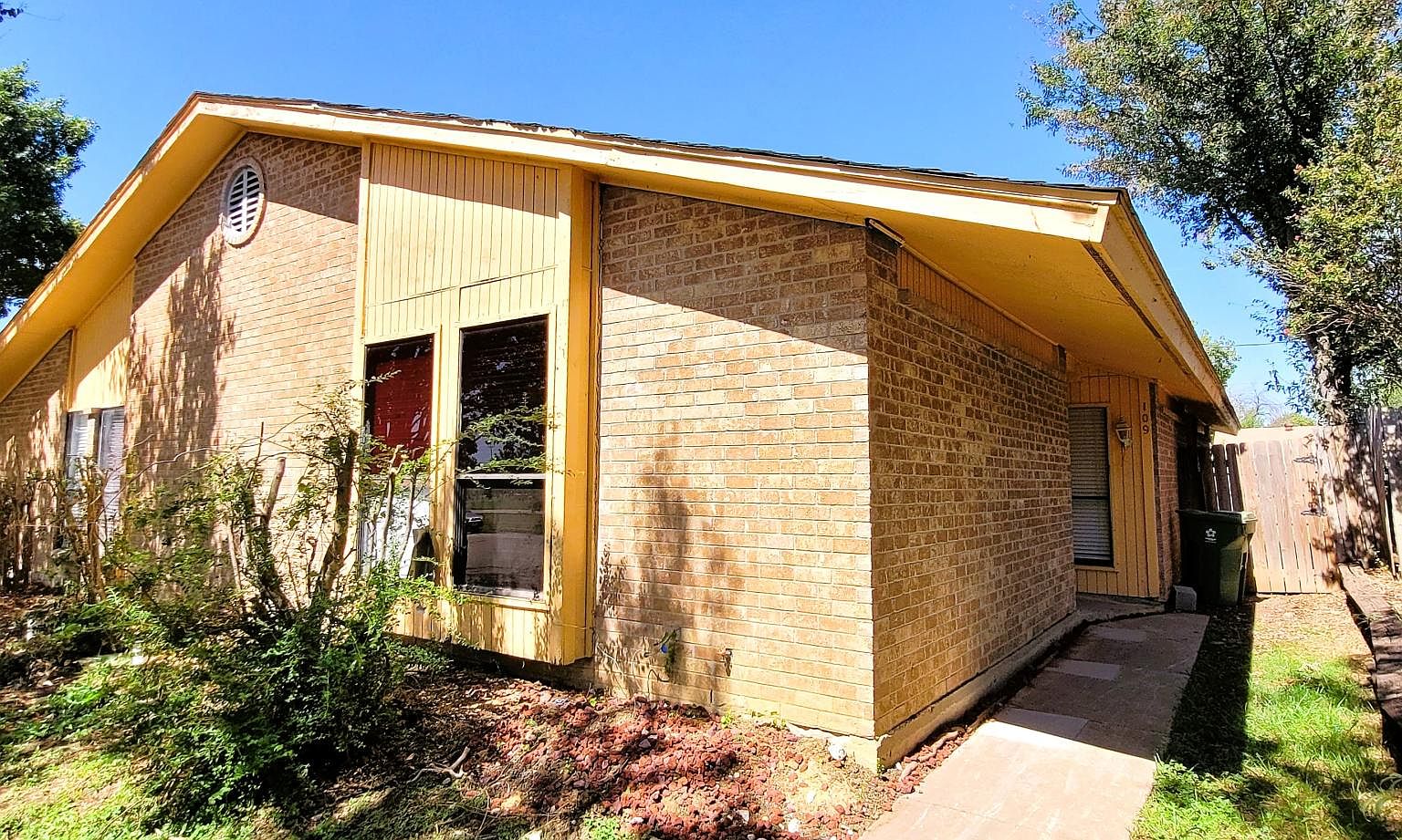 109 W Timberview Ln #109, Arlington, TX 76014 | Zillow