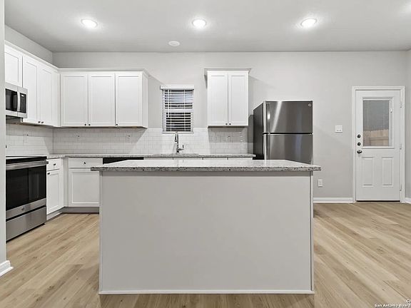 8339 Runner Rdg #102, San Antonio, TX 78249 | Zillow