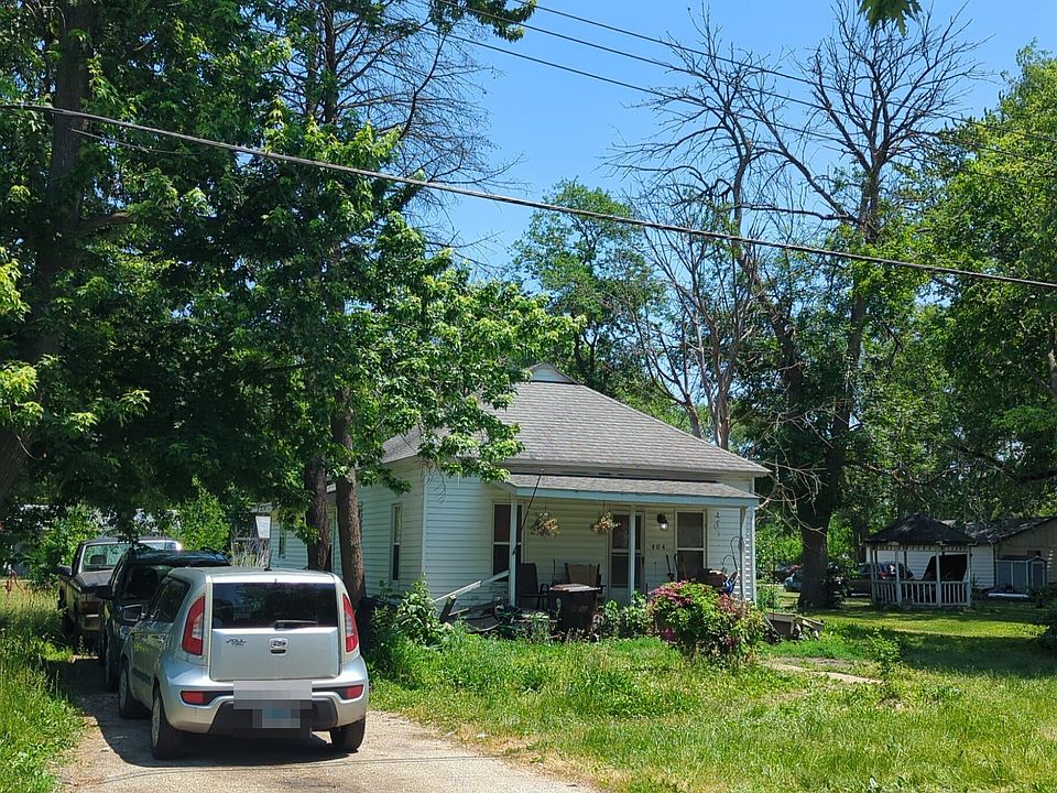 404 S 5th St, Fisher, IL 61843 | Zillow