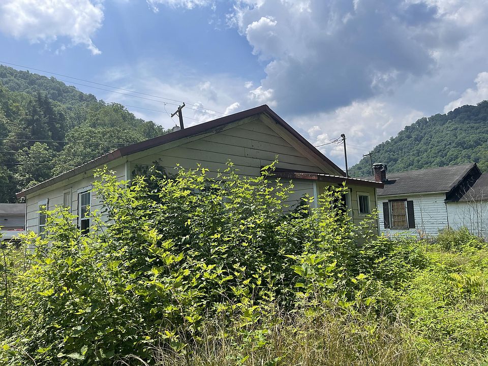 750 Middle Patch Rd, Gallagher, WV 25083 | Zillow
