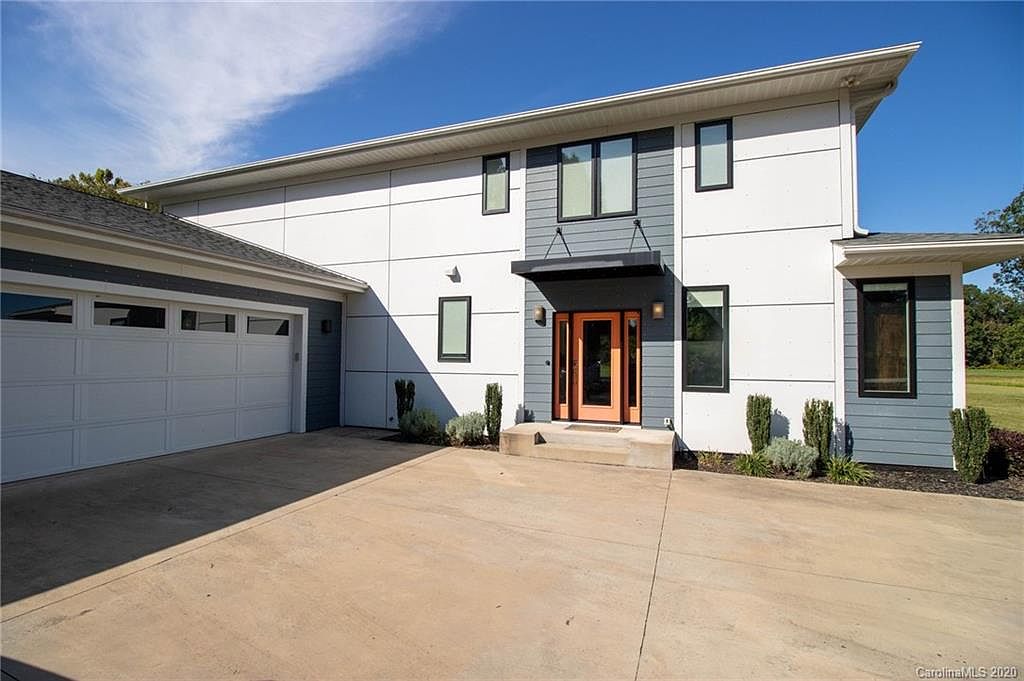 Ryan Blaney House: North Carolina Pad - Urban Splatter