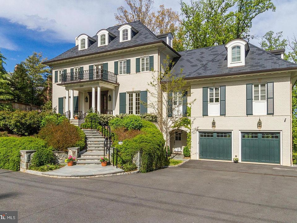 2509 Foxhall Rd NW, Washington, DC 20007 | Zillow