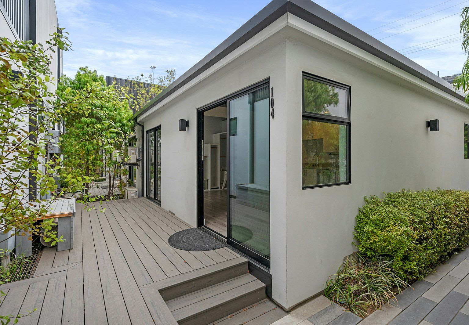 483 Washington Blvd APT 104, Marina Del Rey, CA 90292 | Zillow