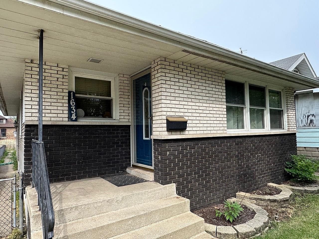 1634 Lake Ave, Whiting, IN 46394 | MLS #536956 | Zillow