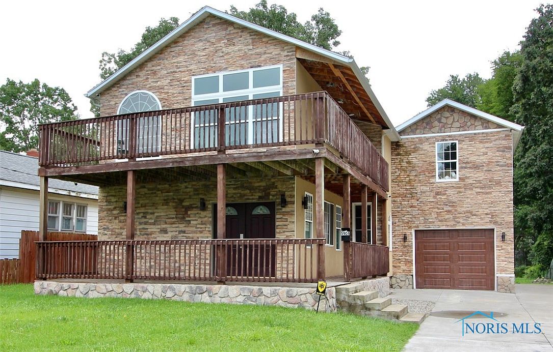 5904 Rega Dr, Toledo, OH 43623 | Zillow