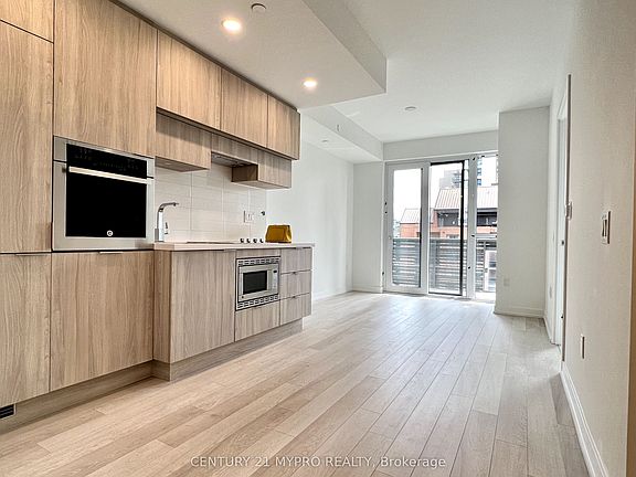 39 Roehampton Ave #702, Toronto, ON M4P 0G1 | Zillow