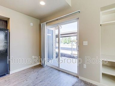8870 W Shellie Ln UNIT 101, Boise, ID 83704 | Zillow