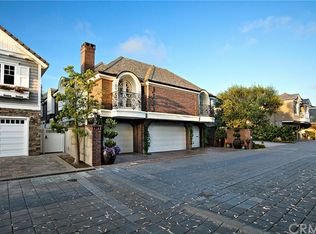 3 Harbor Is, Newport Beach, CA 92660 | Zillow