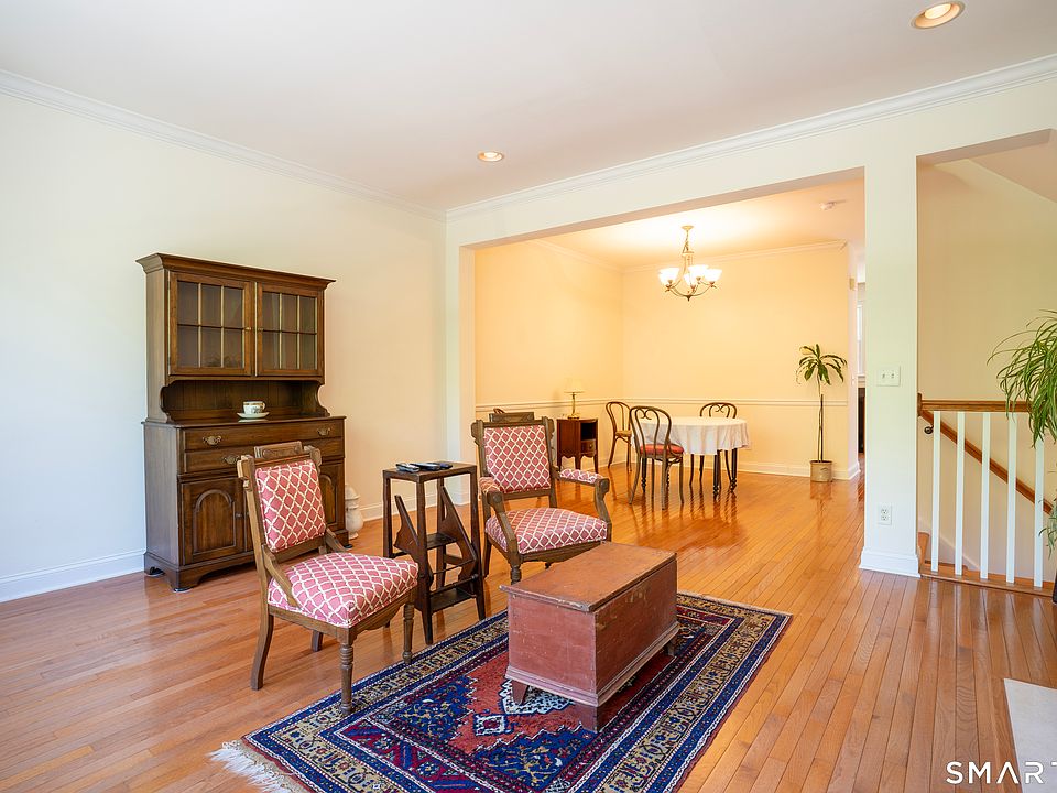 The Villages At Timber Oak - 11 Tucker St Danbury CT | Zillow