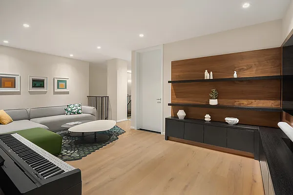 11 Beach Street #TH-A in Tribeca, Manhattan | StreetEasy
