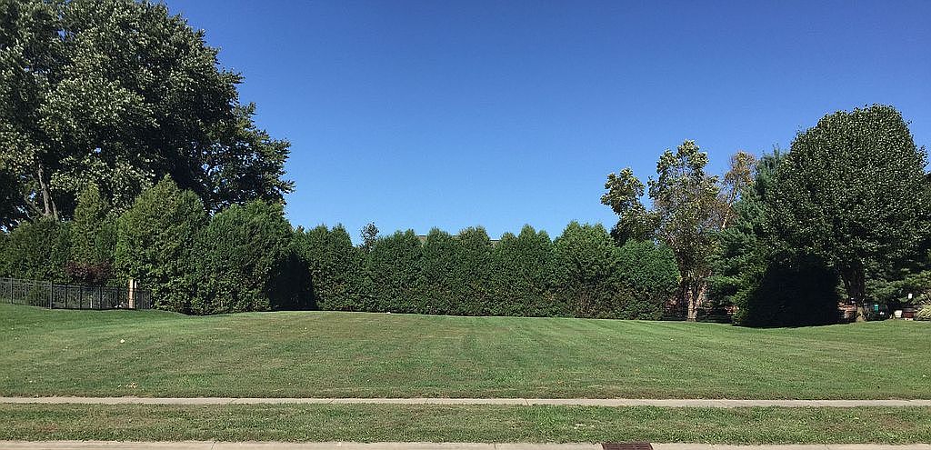 2109 Lake Crest Dr, Springfield, IL 62712 | Zillow