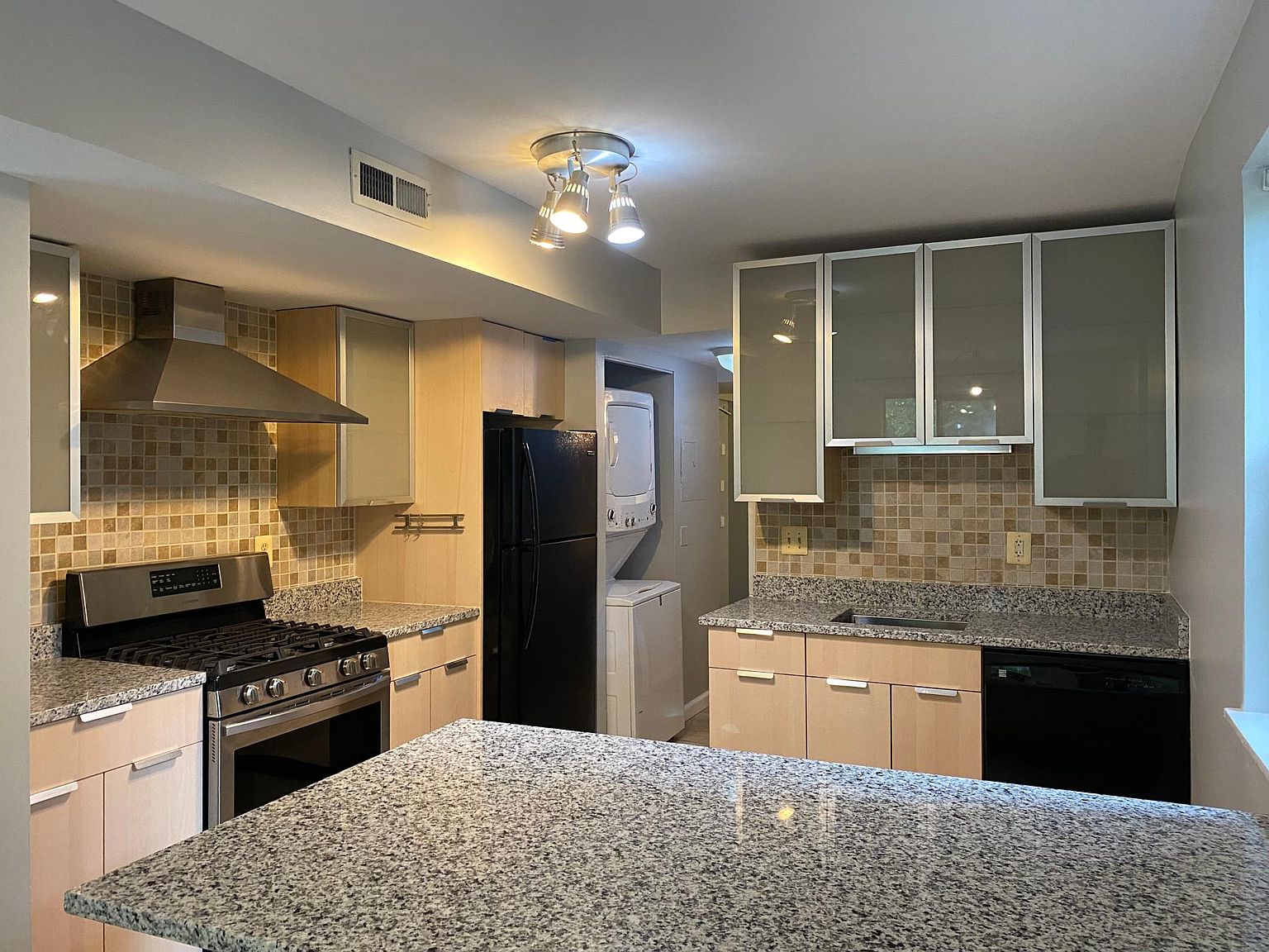 2061 Royal Fern Ct APT 1C, Reston, VA 20191 | Zillow