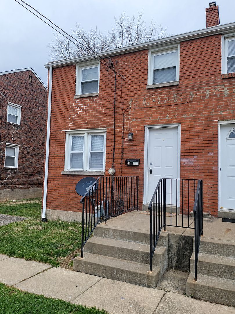 1142-1144 Shadycrest Dr #1142, Pittsburgh, PA 15216 | Zillow