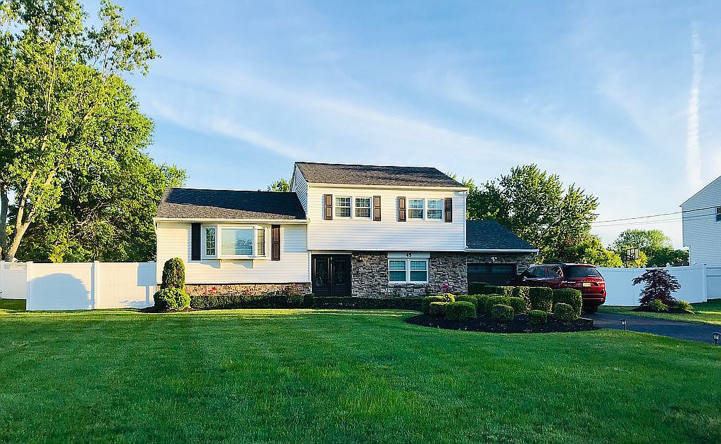 45 Kipling Way, Manalapan, NJ 07726 | Zillow