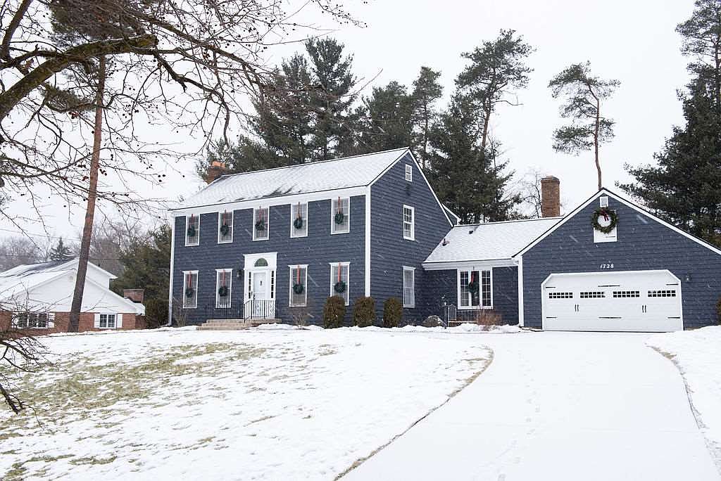 1728 Maybrook Rd, Jackson, MI 49203 | Zillow