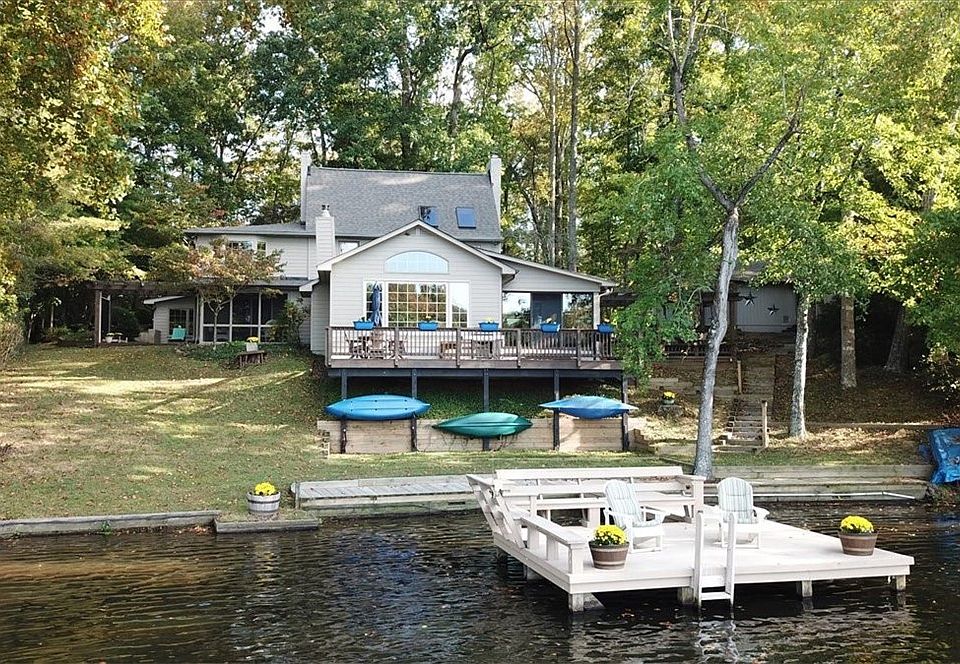 190 Trices Lake Rd, Columbia, VA 23038 | Zillow