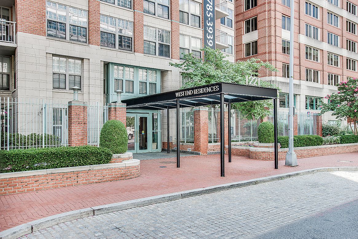 1221 24th St NW APT 908, Washington, DC 20037 | Zillow