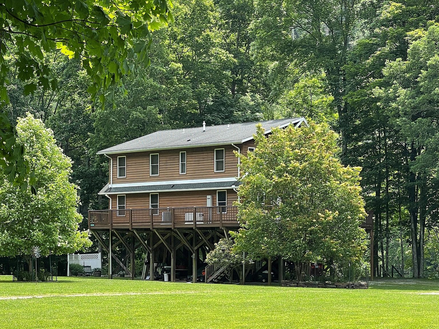 1 Riverwatch Ln, Buckeye, WV 24924 | Zillow