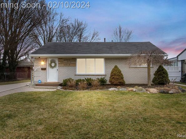 Lake St Clair - Saint Clair Shores MI Real Estate - 34 Homes For Sale ...