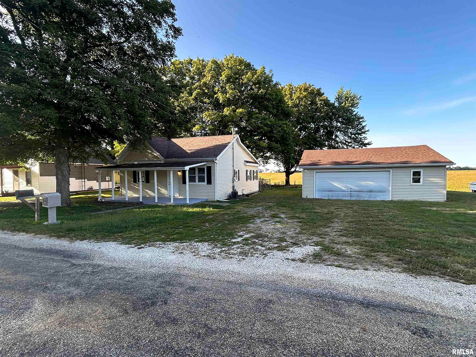 212 Ann Dr, Tallula, IL 62688 | Zillow