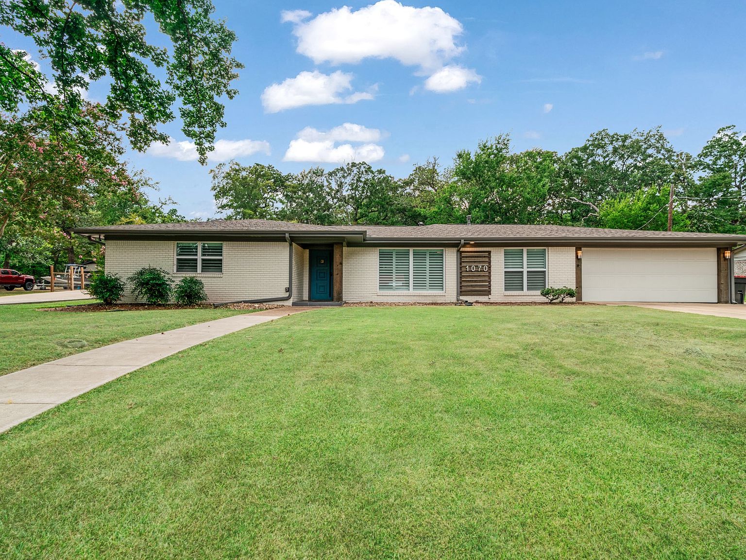1070 Cardinal Ln, Paris, TX 75460 | MLS #21020148 | Zillow