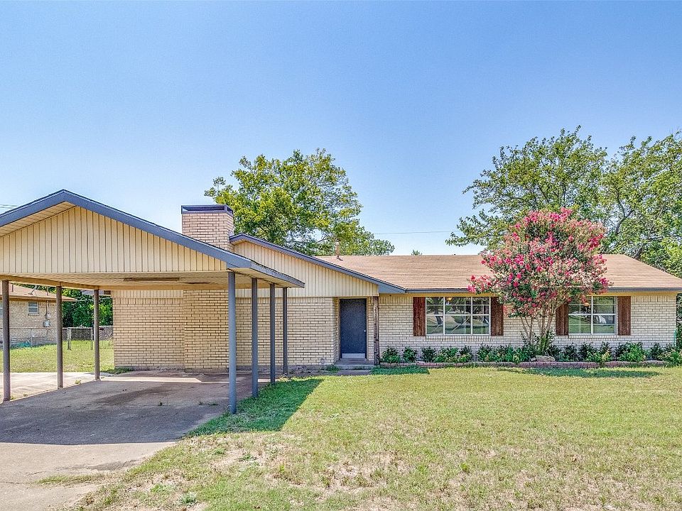 206 S Lackey St, Whitewright, TX 75491 | Zillow