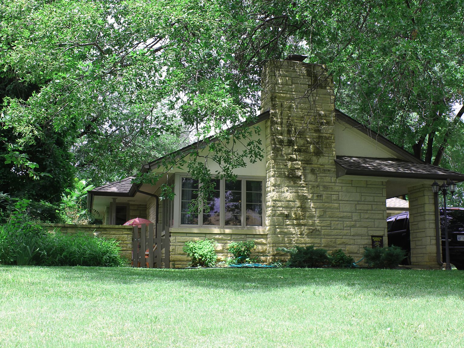 617 N Crestway Ave, Wichita, KS 67208 | Zillow