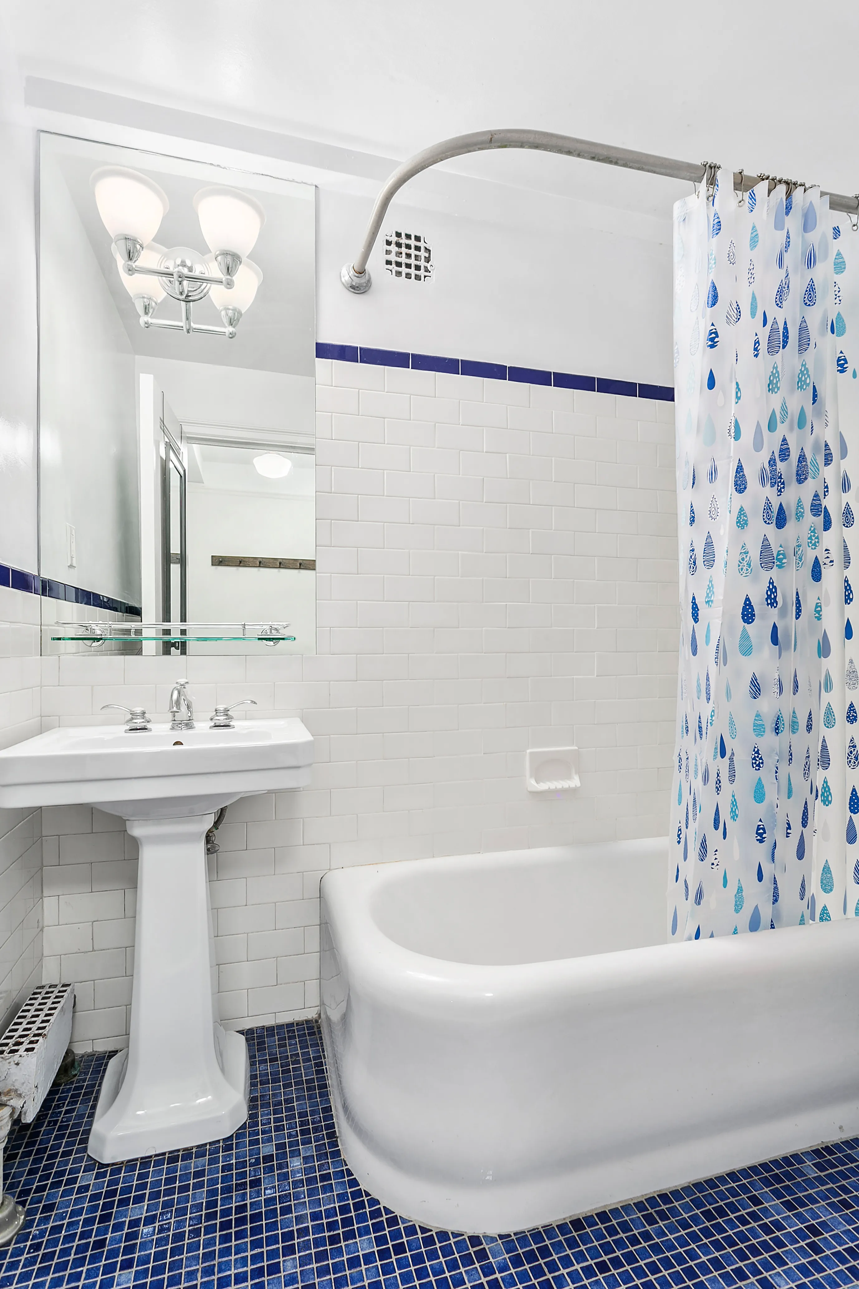 2 Horatio Street #2E in West Village, Manhattan | StreetEasy