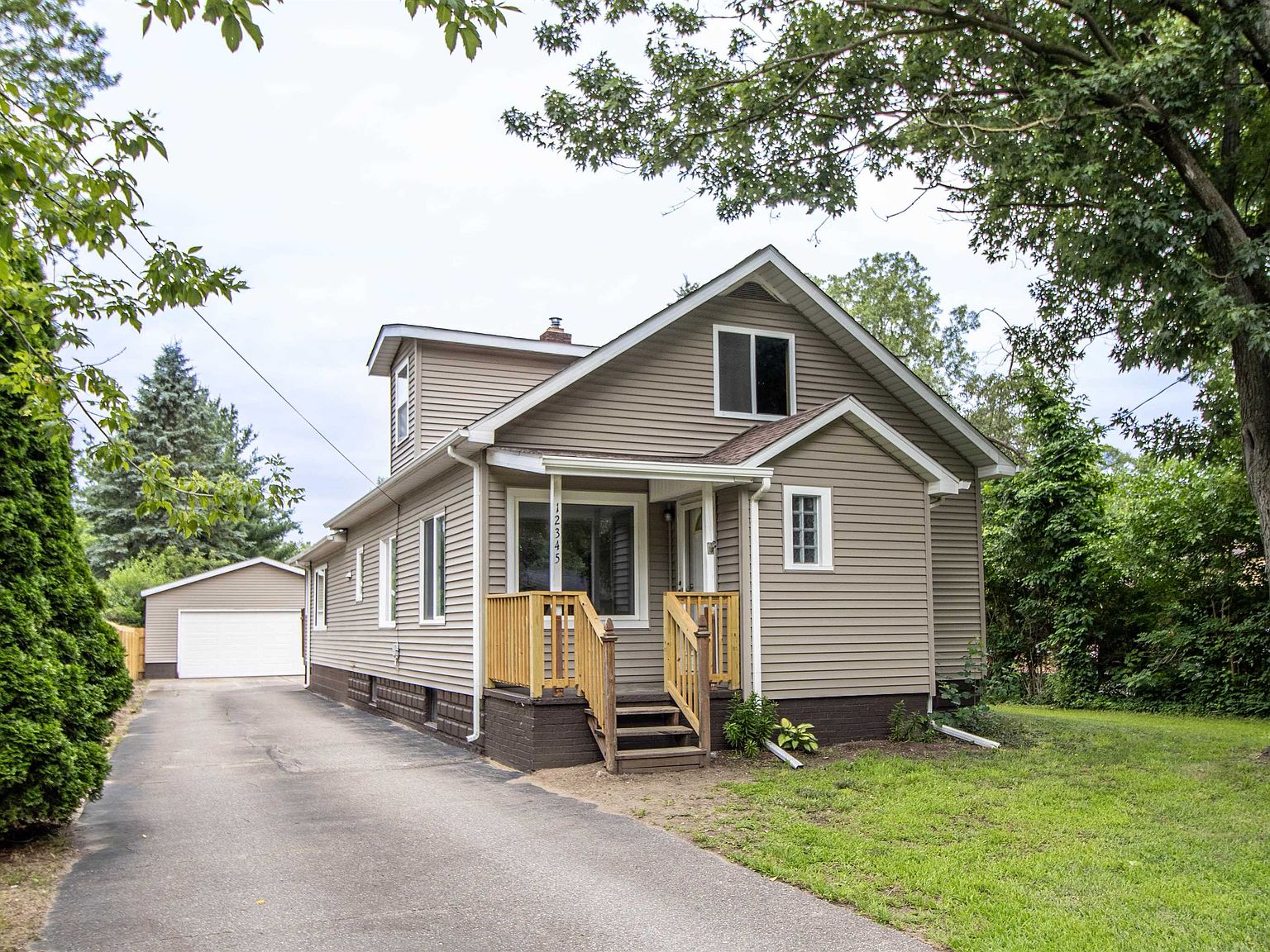 12345 N Clio Rd, Clio, MI 48420 | Zillow