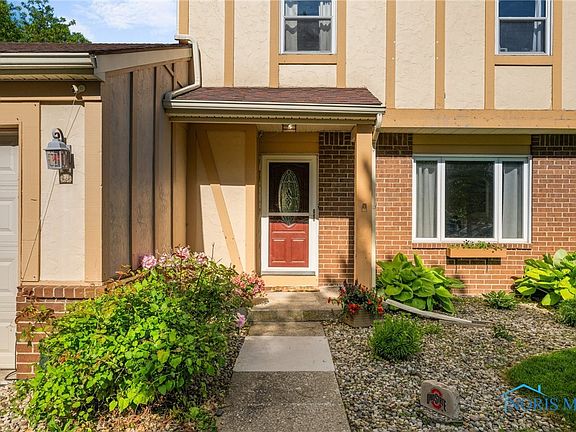 44 Springwood St E, Oregon, OH 43616 | Zillow