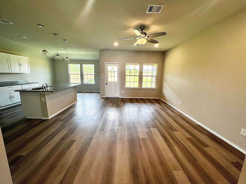 257 County Road 5102 #L, Cleveland, TX 77327 | Zillow