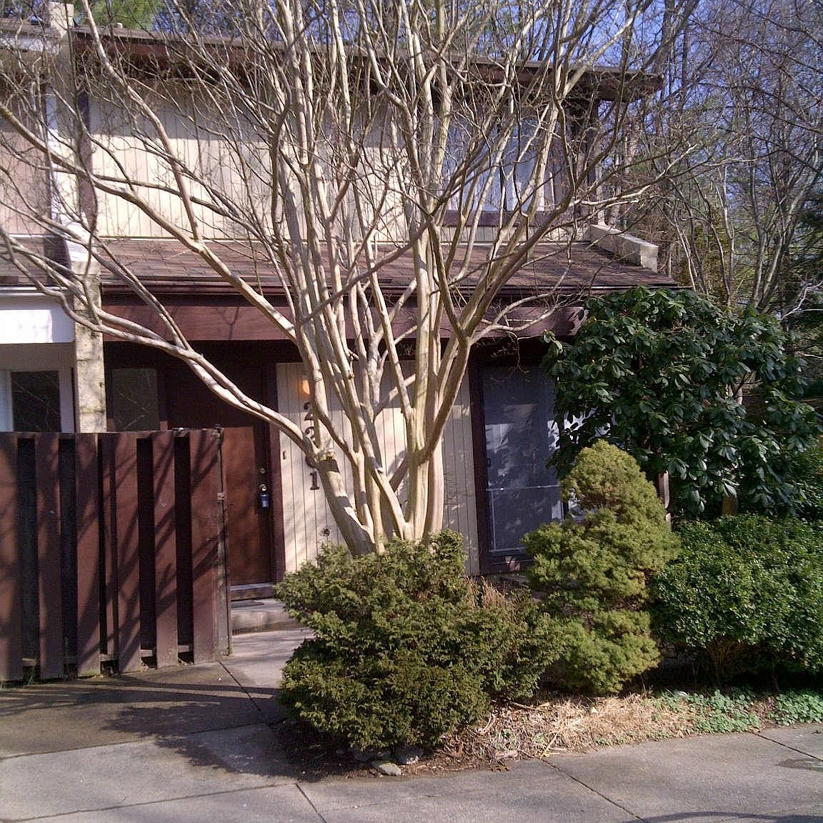 2201 Coppersmith Sq, Reston, VA 20191 | Zillow